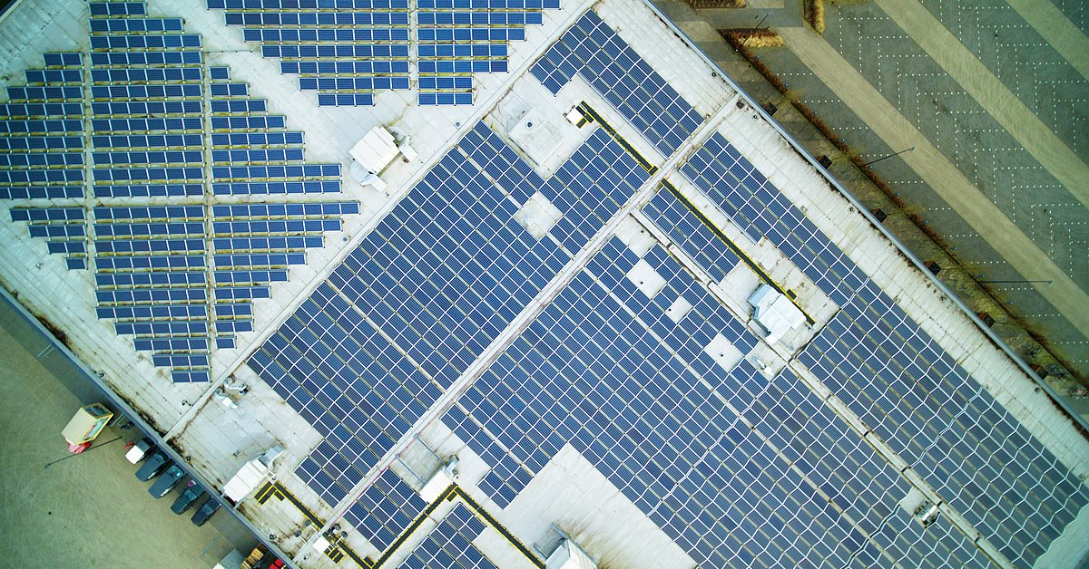 2,054 solar panels for large event venue in the centre of the ...